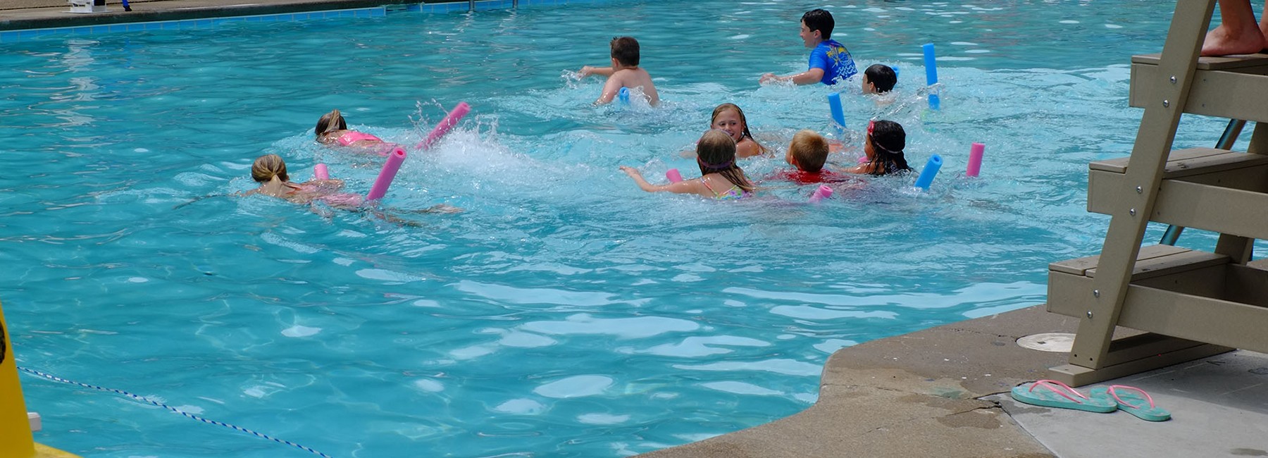 Outdoor Pool | Shaw JCC of Akron