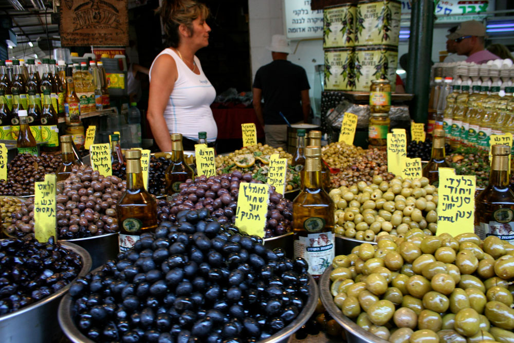 A taste of Israel at the Adas | Hamilton Jewish News